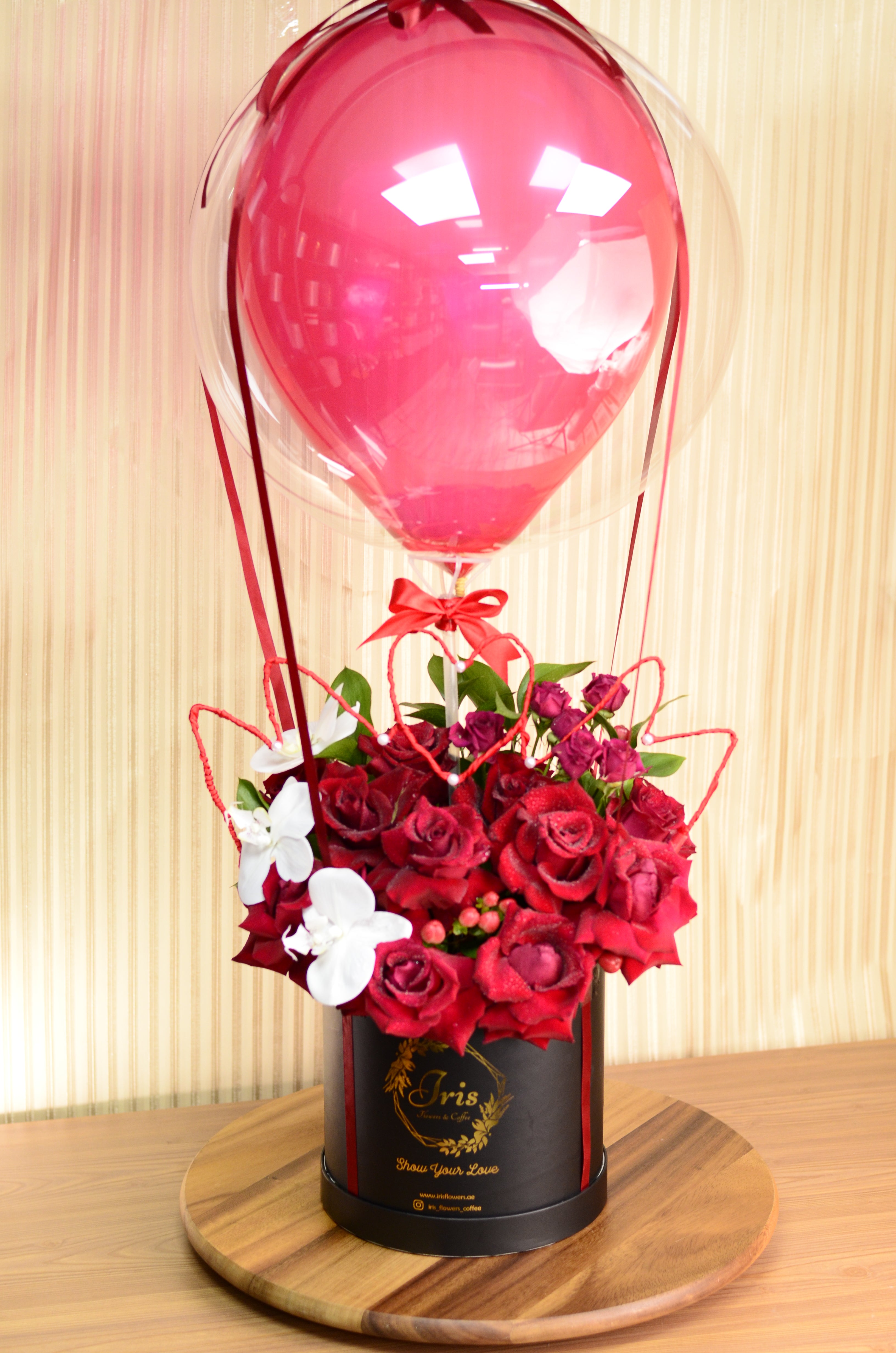 Red rose with balloons box – IrisFlowersandcoffee